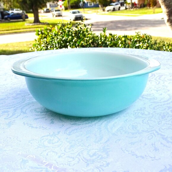 Pyrex | Kitchen | Pyrex Ovenware Aqua Color 5 Qt 11 Made In Usa | Poshmark